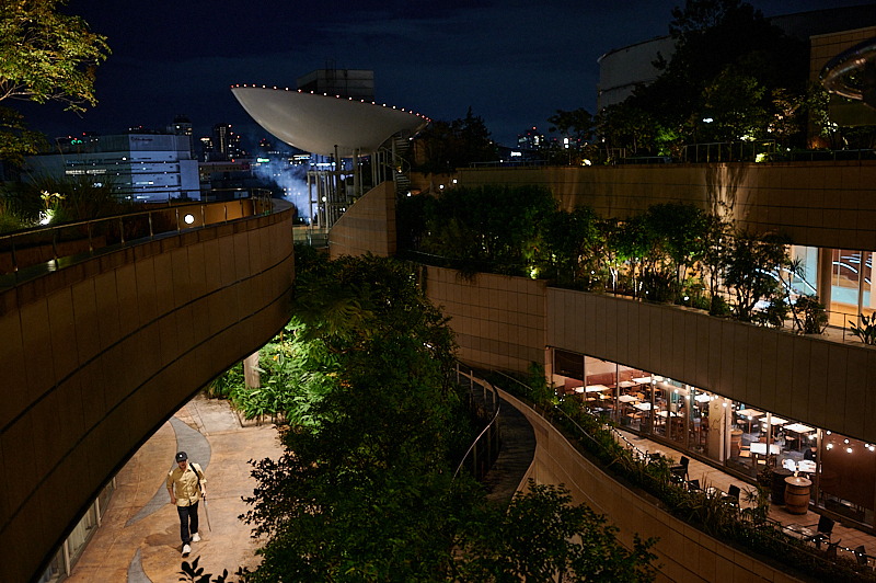 Namba Parks - en grøn oase midt i Osaka | Hanafubuki.dk - japansk ...
